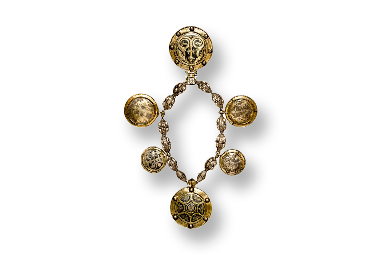 26 objects that illustrate Russian history